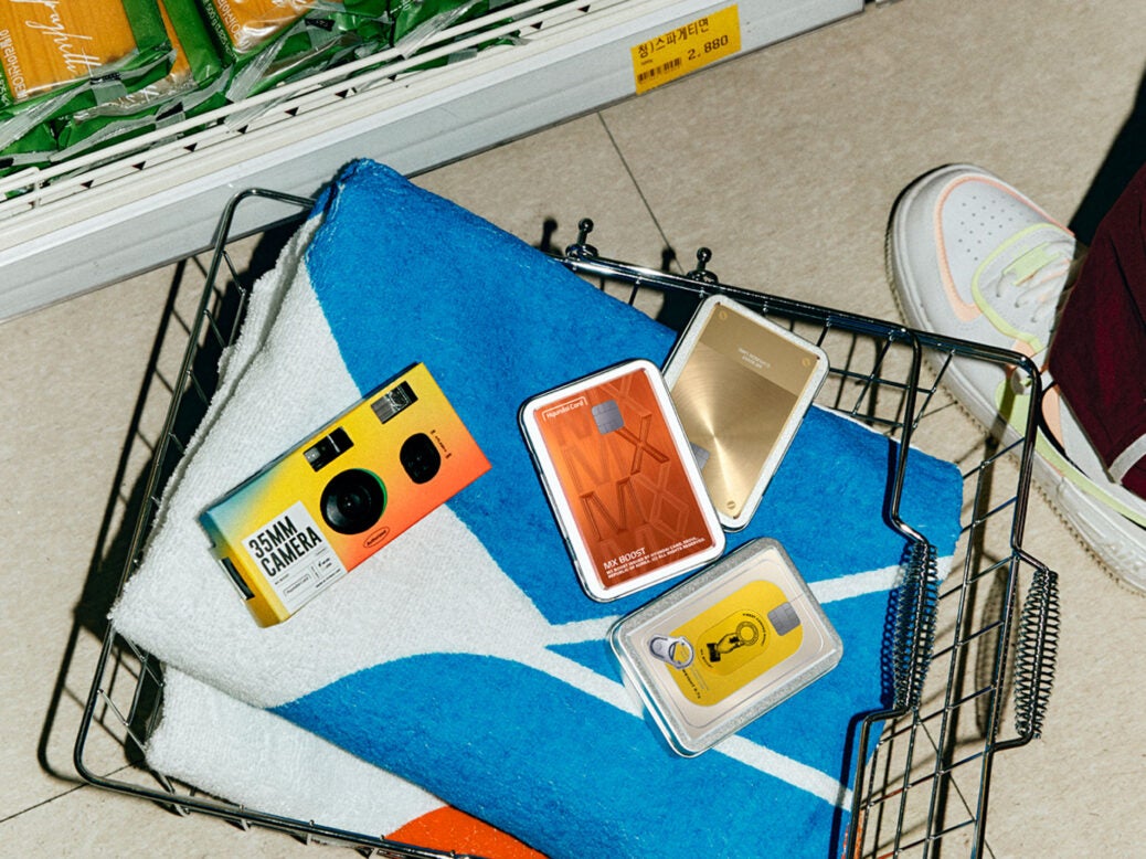 Hyundai Card designs merchandise for eating, writing and wearing